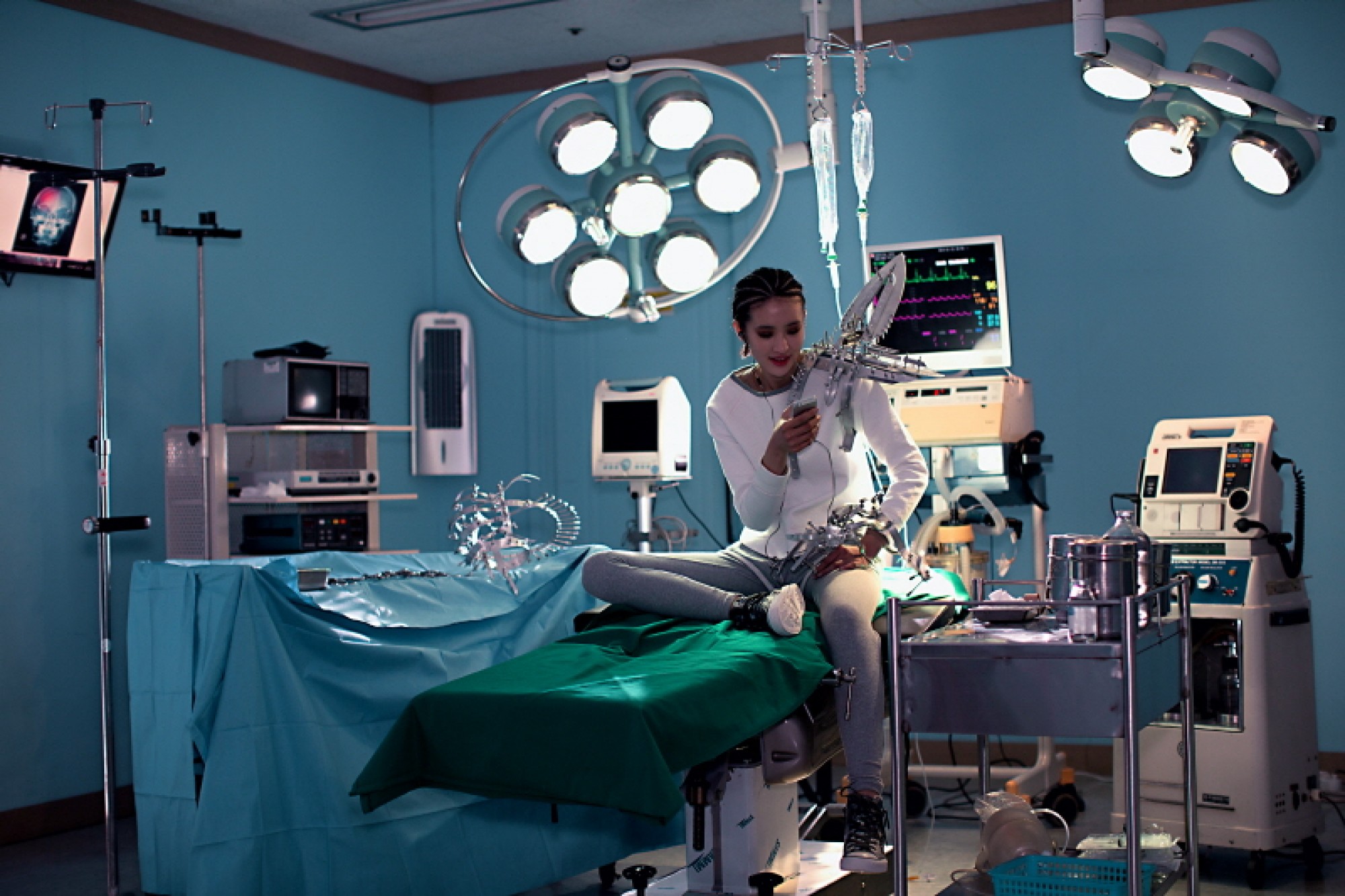 손종준 작가 > BOGGLE MANSION